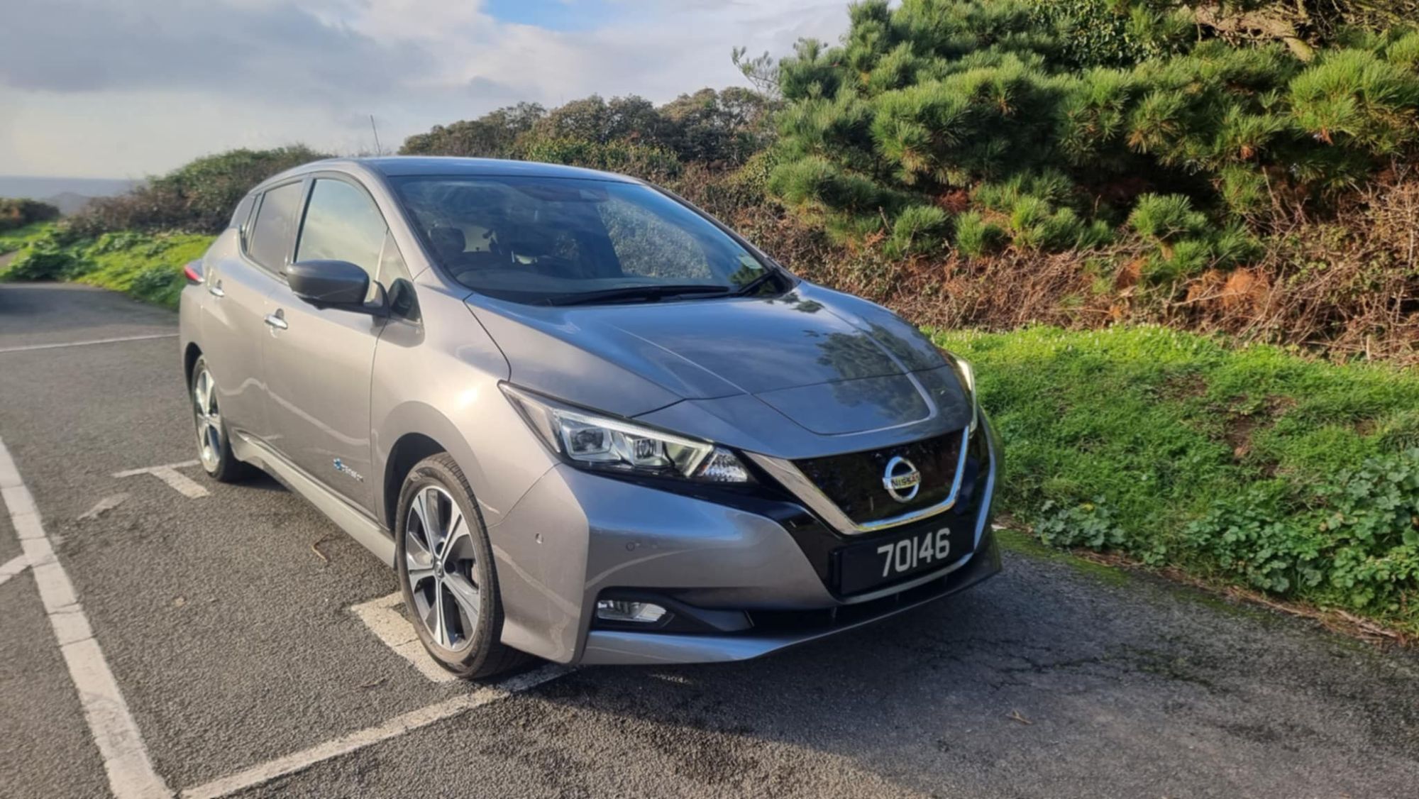 2nd Gen Nissan Leaf Tekna – 40kw – Grey - Cars - Tig.gg