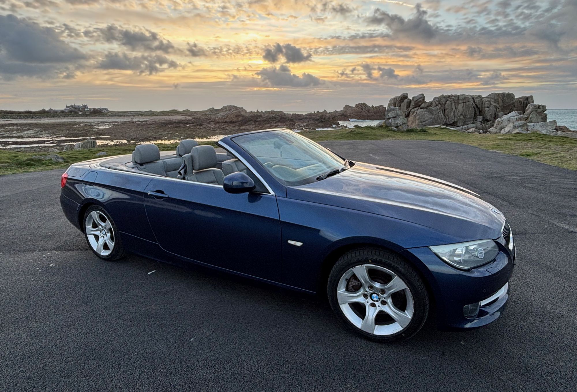 BMW 325i SE Cabriolet | Deep Sea Blue Metallic | 58,000 Miles | £5,250 ...